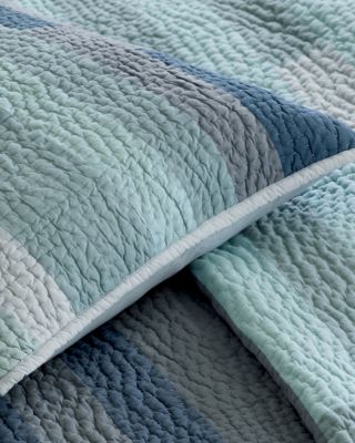 Patchwork Dream Quilt | Garnet Hill